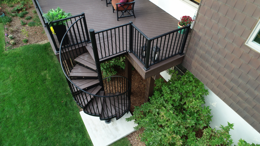 Deck Stairs Set The Tone For Your Entire Space | Custom Decks